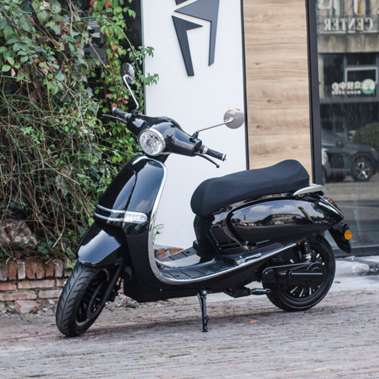 Ηλεκτρικο scooter SWAN 5000 W 72V 52 AH CBS NEW – Moto place